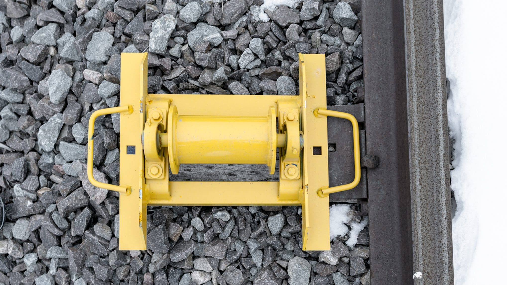 Rail Rollers for Track Material Handling | DymaxRail