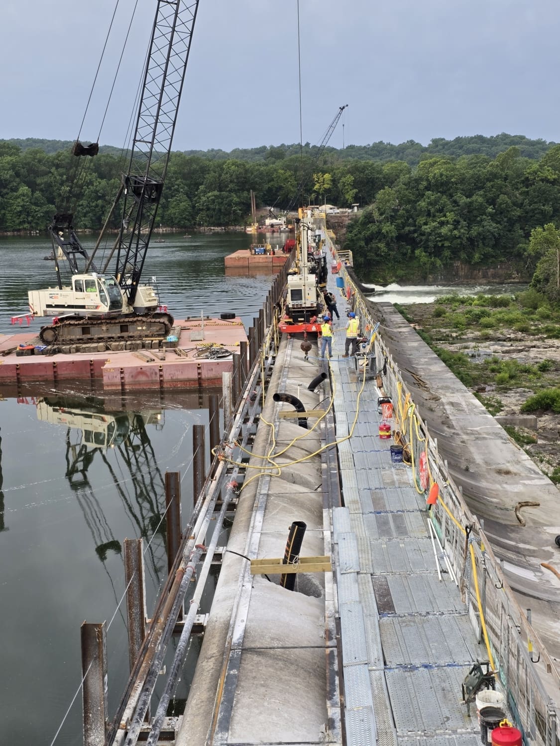 Nicholson Construction Reinforces Eucha Dam with DymaxRail Cart